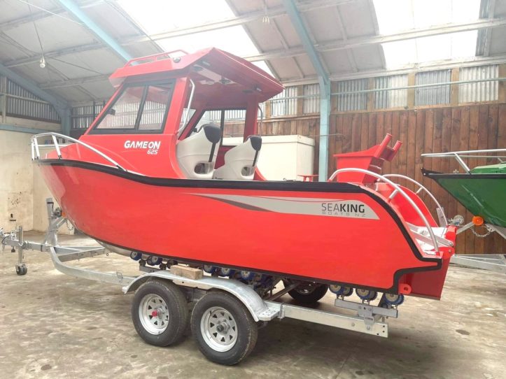 Launches $50-200k Archives - New Zealand Boat Sales