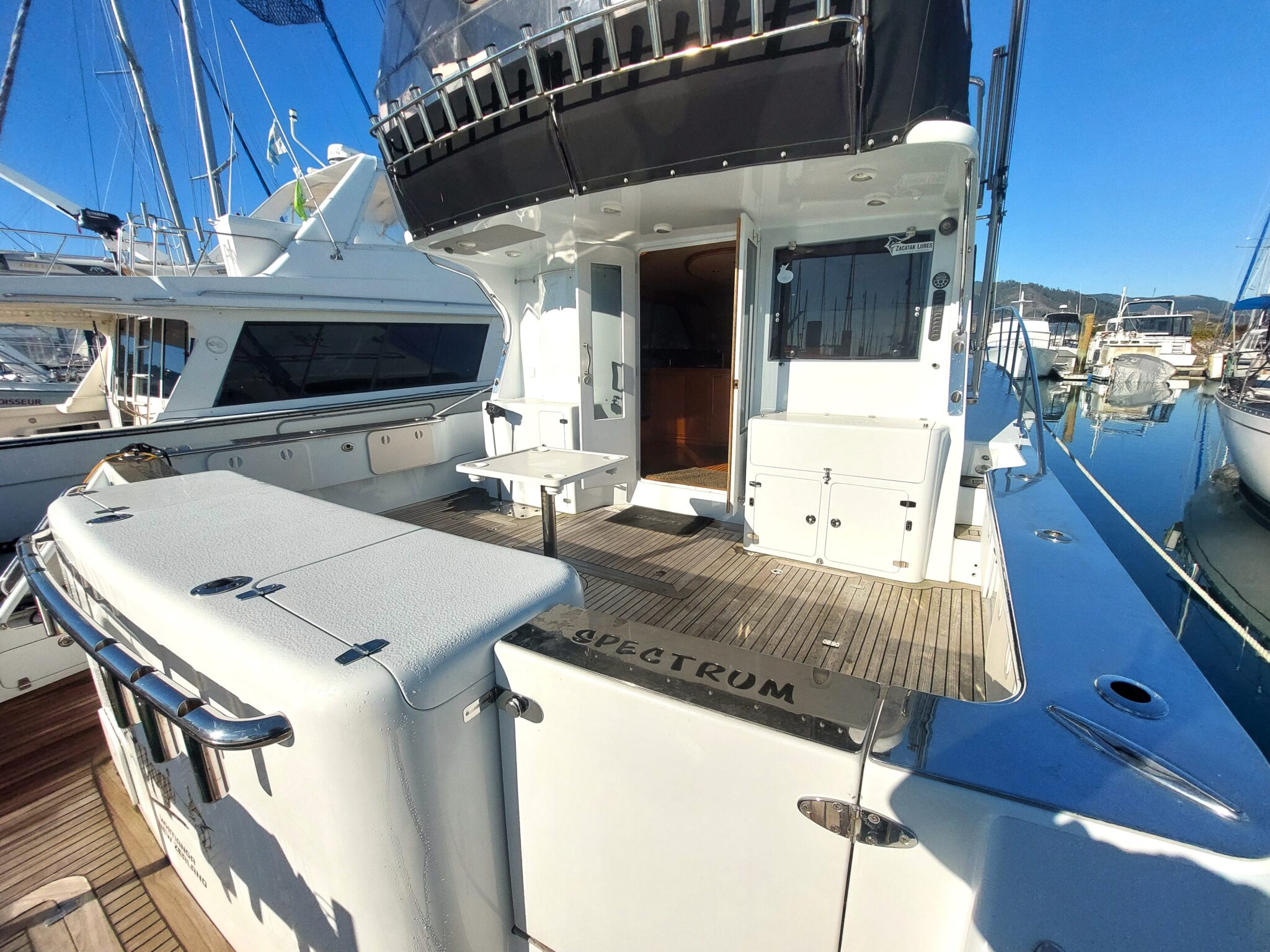 YOGI: 2011 Spectrum 46 Sports Fisher - NZ Boat Sales