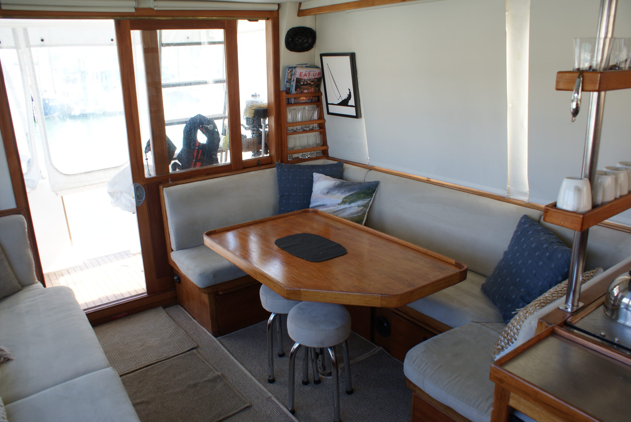 ROARING MEG: Well Maintained 39ft Warwick Cruising Launch - NZ Boat Sales