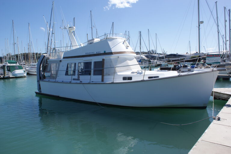 ROARING MEG: Well Maintained 39ft Warwick Cruising Launch - NZ Boat Sales