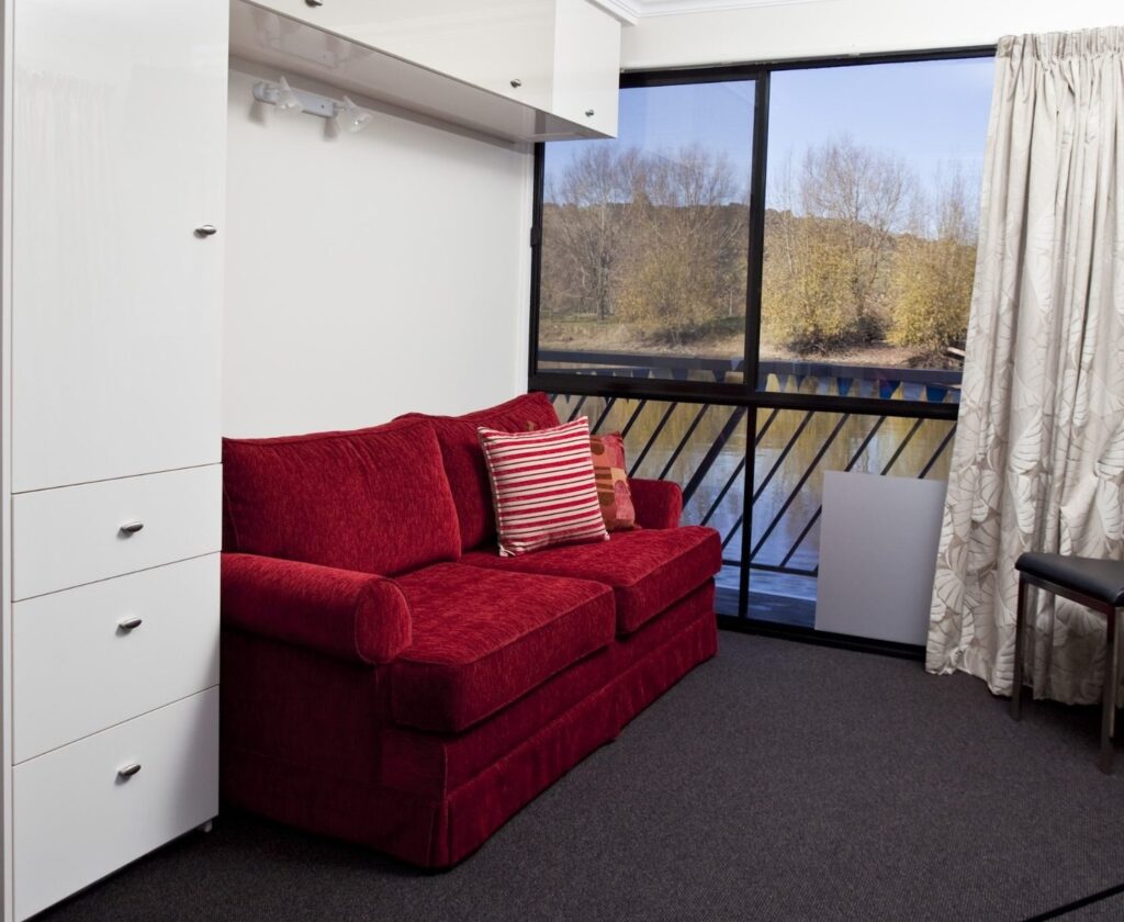 Discovery 1: Luxury 72ft Waikato River Boat in Charter - NZ Boat Sales